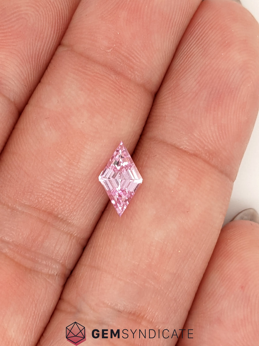 Flirty Kite Shape Pink Sapphire 1.14ct – The Gem Syndicate