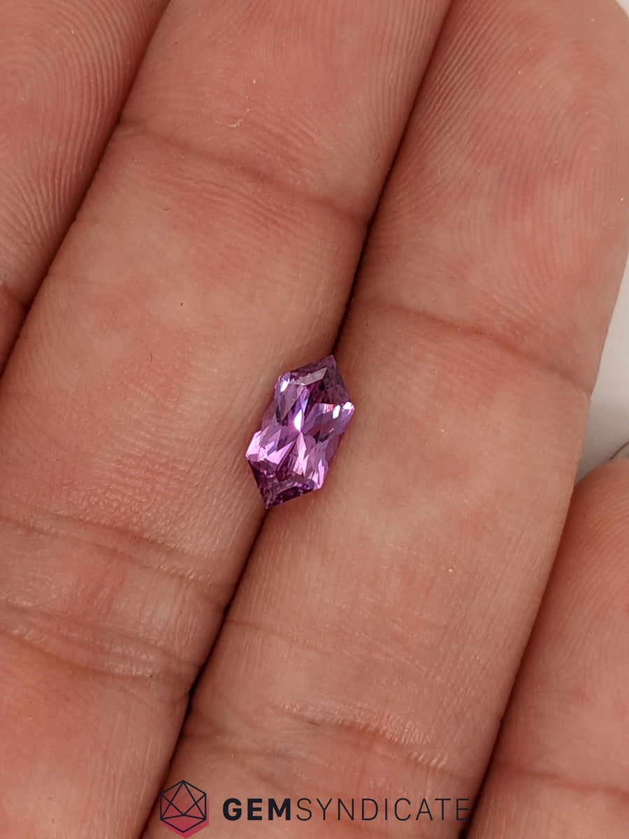 Bold Elongated Hexagon Purple Sapphire 1.06ct – The Gem Syndicate